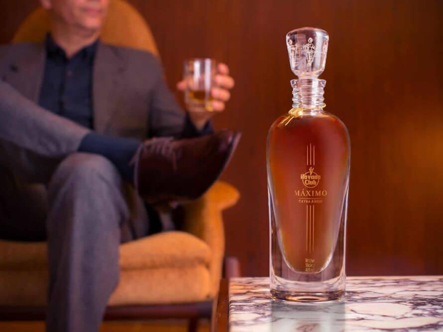 Unraveling the Mystery of Rum: From Pirates to Craft Cocktails – WhiskeyD